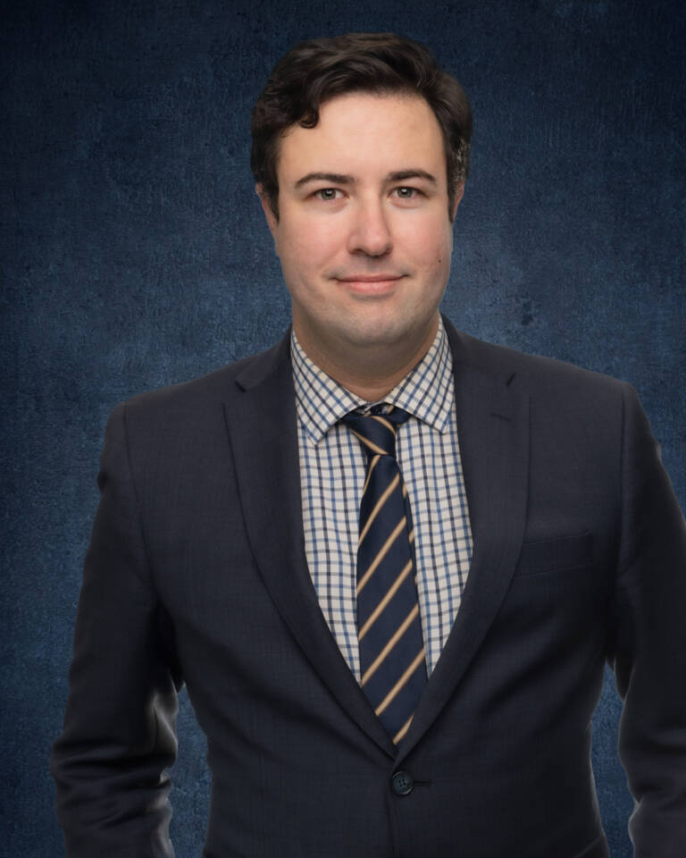 Elliot Holzman – Martland & Saulnier Barristers and Solicitors